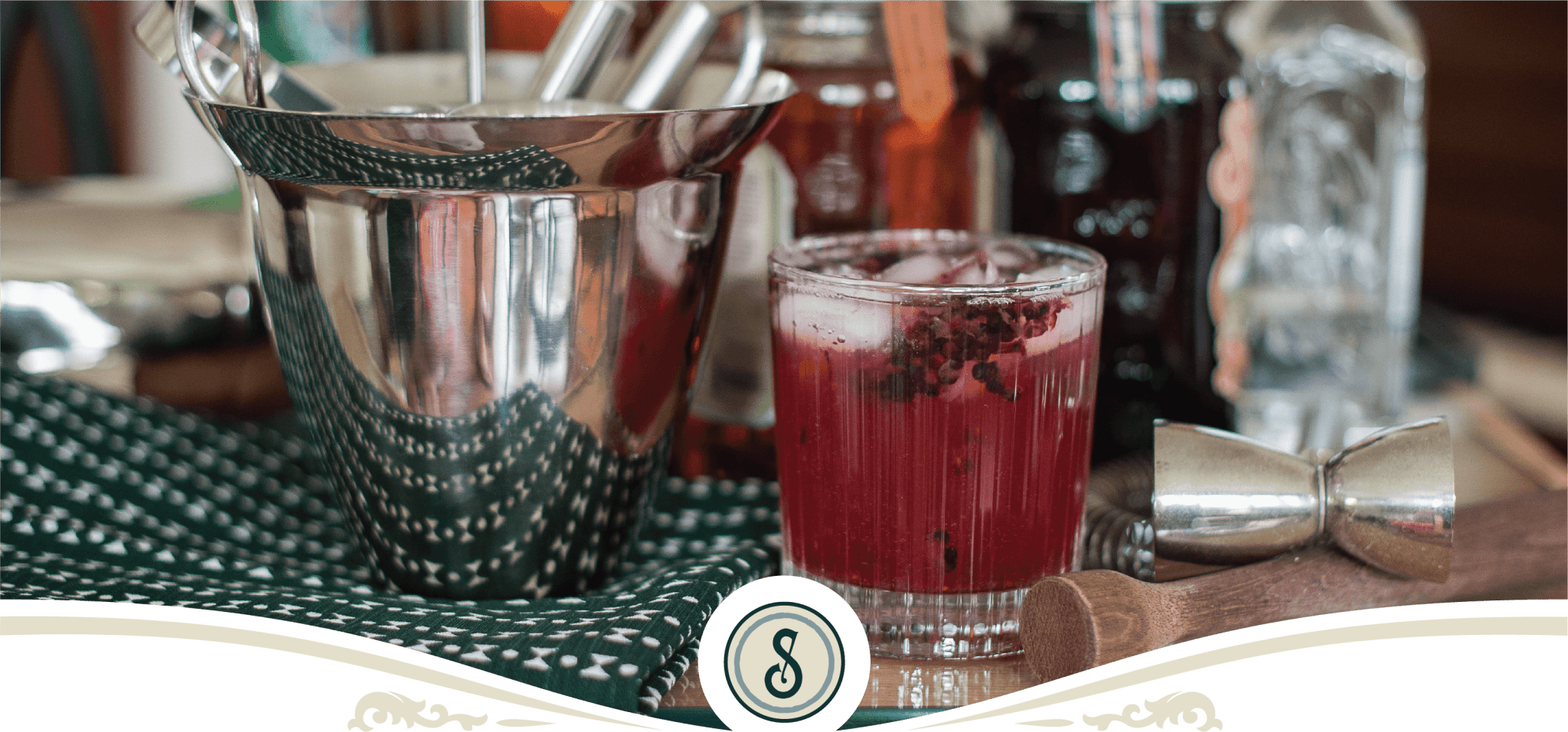 Hazelnut Blackberry Rum Smash – Sugarlands Distilling Company